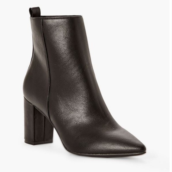 JustFab | Shoes | Justfab Black Vegan Leather Wide Ankle Booties Size ...